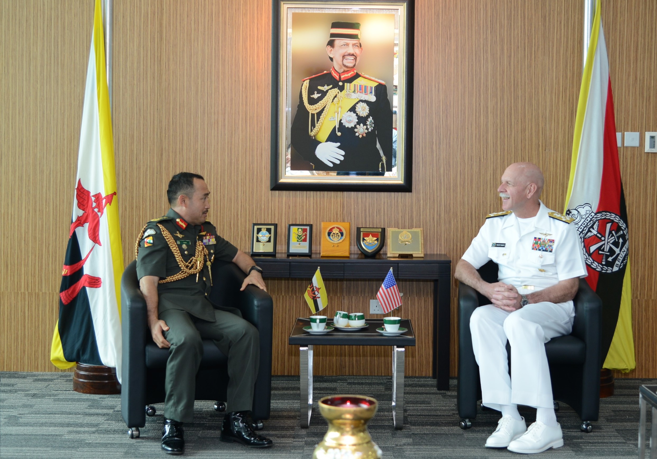 News - COURTESY CALL FROM COMMANDER US PACIFIC FLEET...