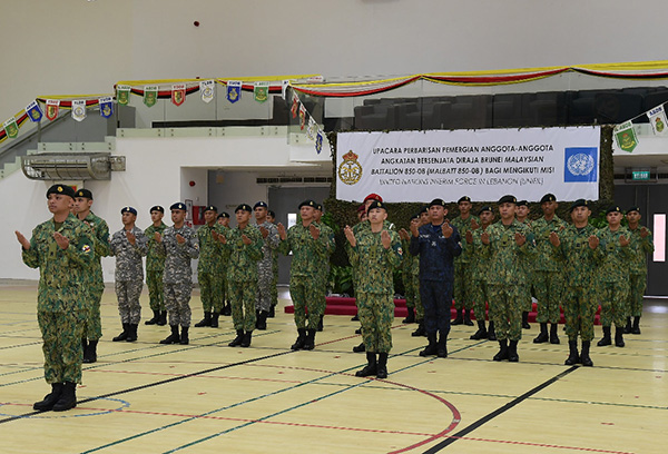 News - HANDING OVER OF NATIONAL FLAG TO RBAF PERSONNEL...