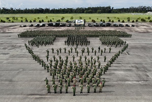 News - ROYAL BRUNEI LAND FORCE MARKS 61st ANNIVERSARY...