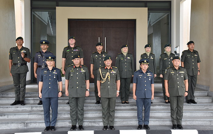 News - COMMANDER ROYAL BRUNEI ARMED FORCES’ INTRODUCTORY...