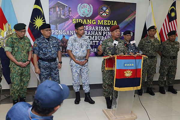 News - MALBATT 850-10 DISBANDMENT PARADE CEREMONY...