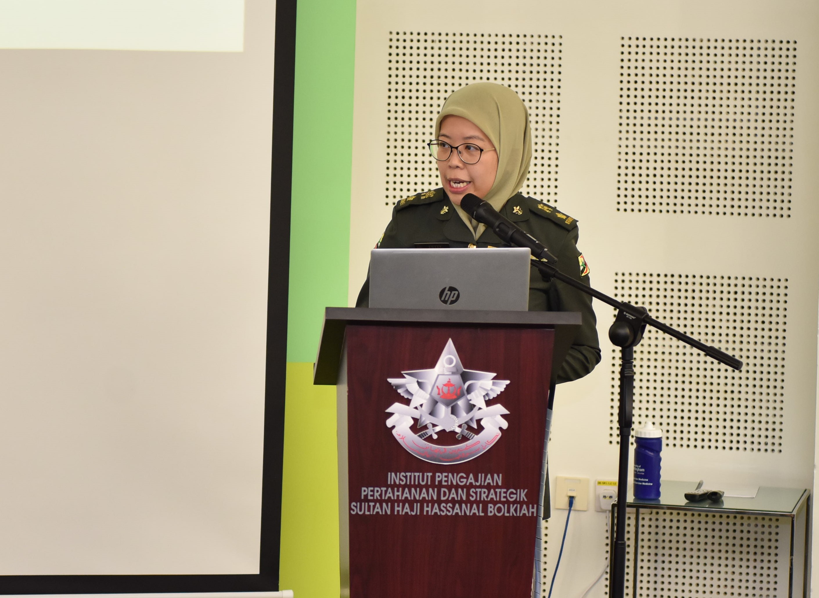 News - DEFENCE EXECUTIVE COMMITTEE AND SENIOR OFFICALS...