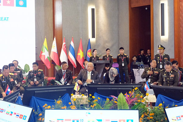 News - ASEAN DEFENCE MINISTERS’ MEETING RETREAT...