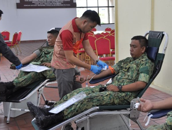 News - BLOOD DONATION CAMPAIGN AT PENANJONG GARISSON...