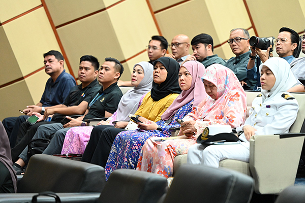 News - MEDIA CONFERENCE FOR THE ROYAL BRUNEI ARMED...