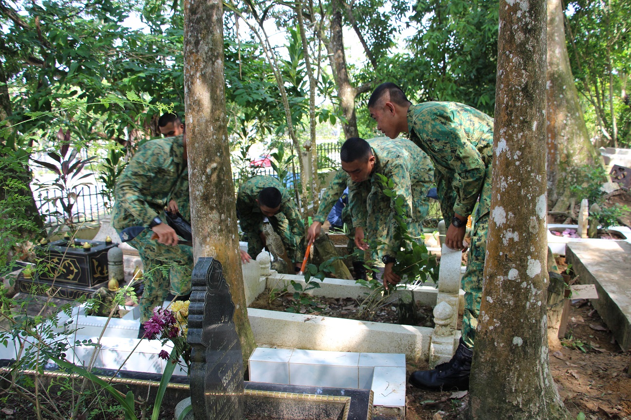 News Headlines - CLEANING CAMPAIGN AND TAHLIL AT JAME’ ASR...