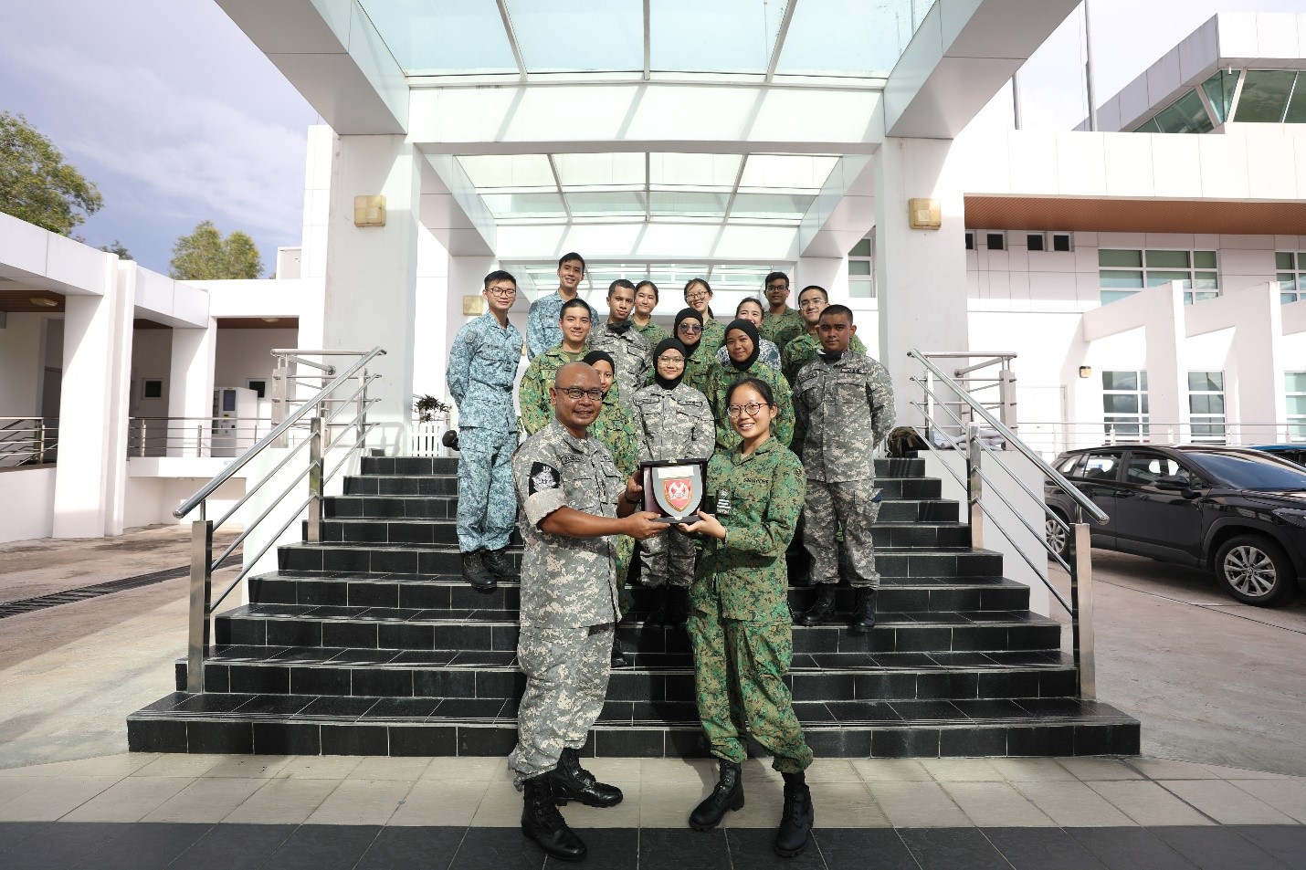 News Headlines - 12TH BRUNEI-SINGAPORE DEFENCE SCHOLARS DEVELOPMENT...