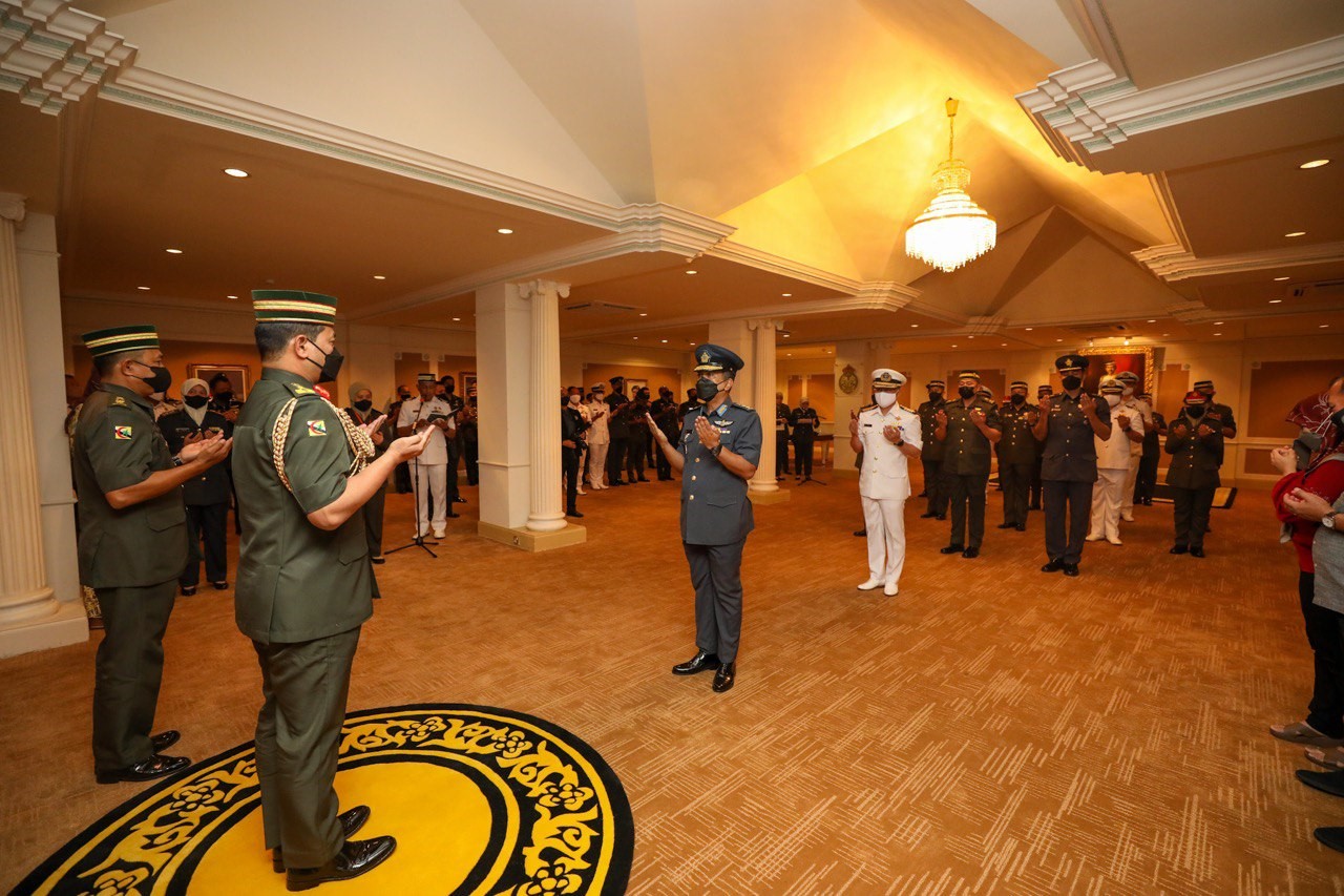 News Headlines - PROMOTION CEREMONY FOR 04 RBAirF OFFICERS...