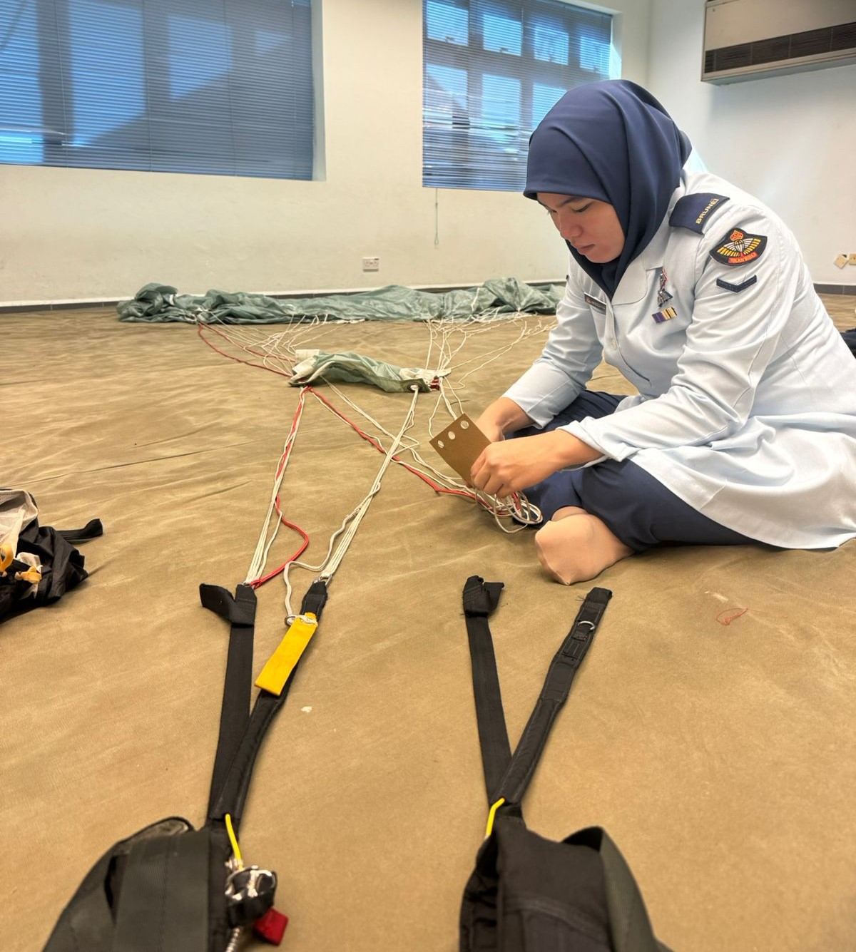 News Headlines - ADVANCED RIGGER COURSE AND AIRBORNE JUMPMASTER...