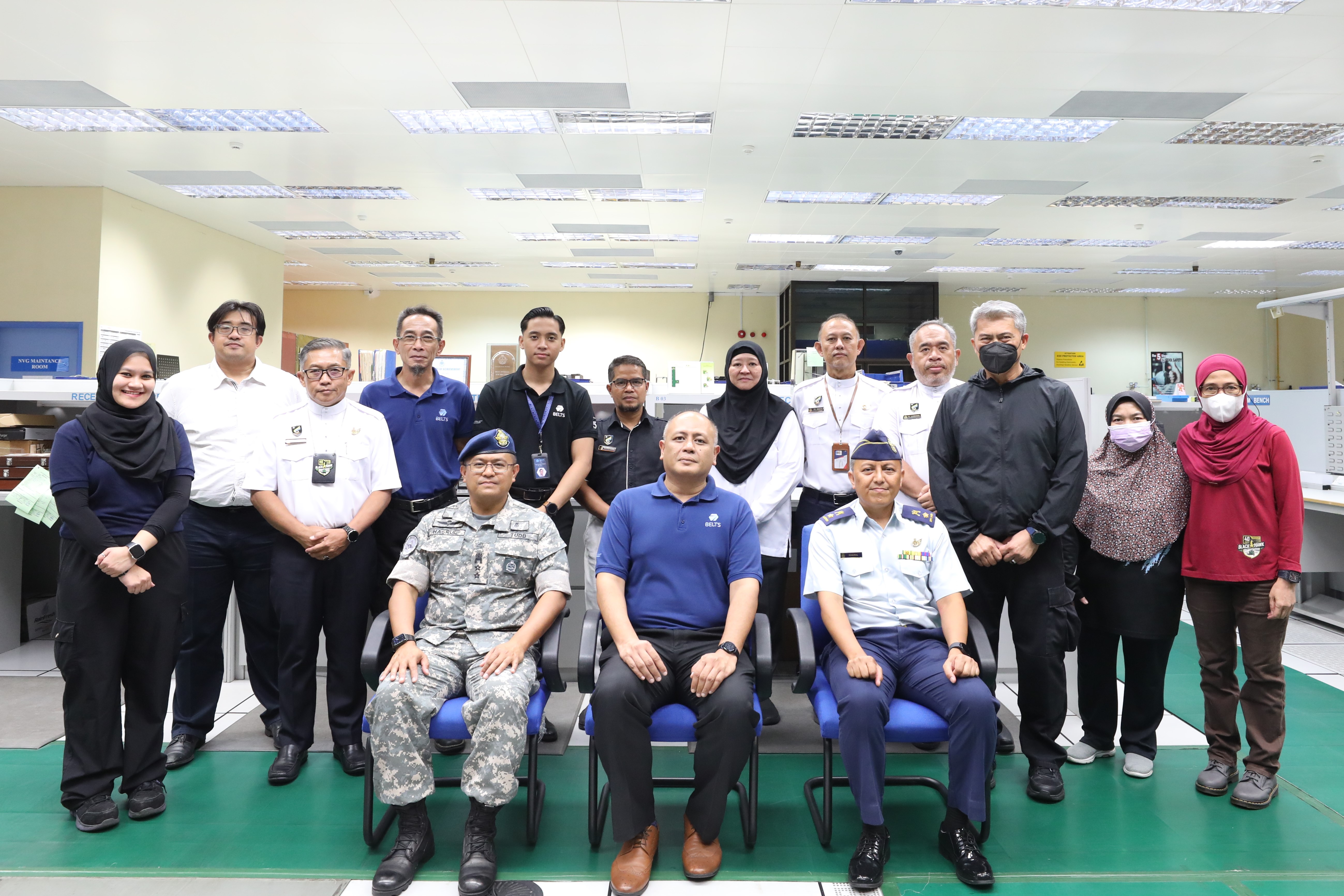 News Headlines - RBAirF RECEIVES WORKING VISIT FROM CEO BRUNEI...