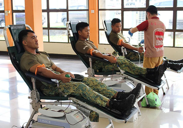BLOOD DONATION CAMPAIGN AT BERAKAS GARRISON IN CONJUNCTION WITH THE ...